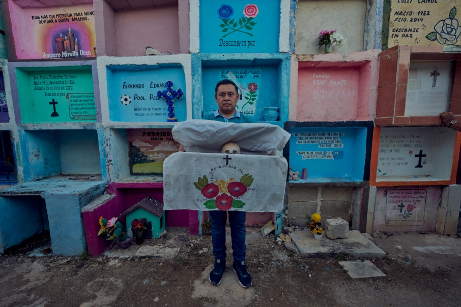 Alpha Universe | Notas