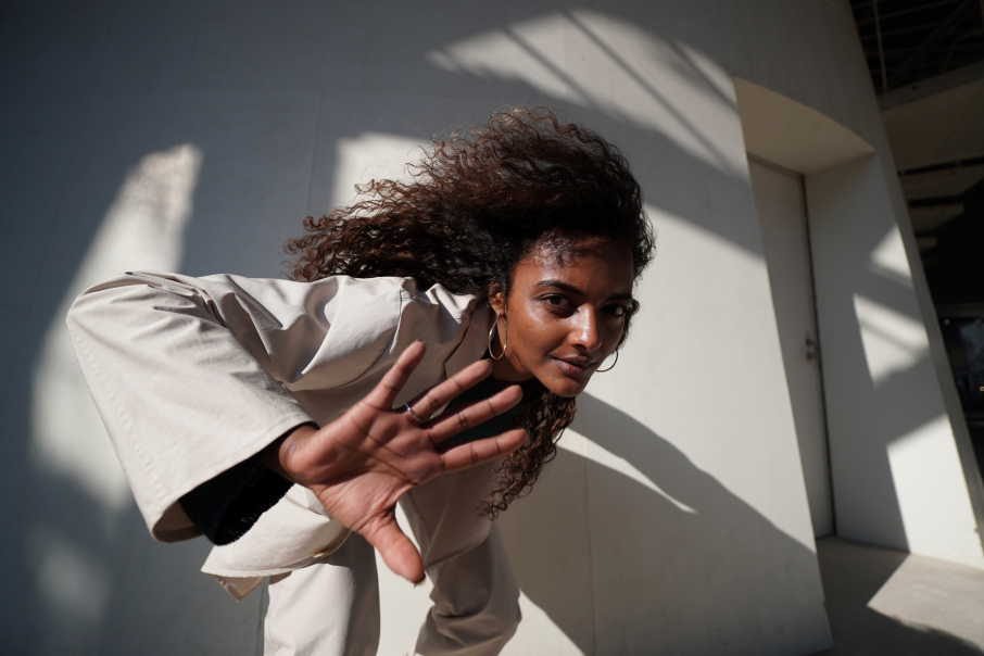 Alpha Universe | Notas