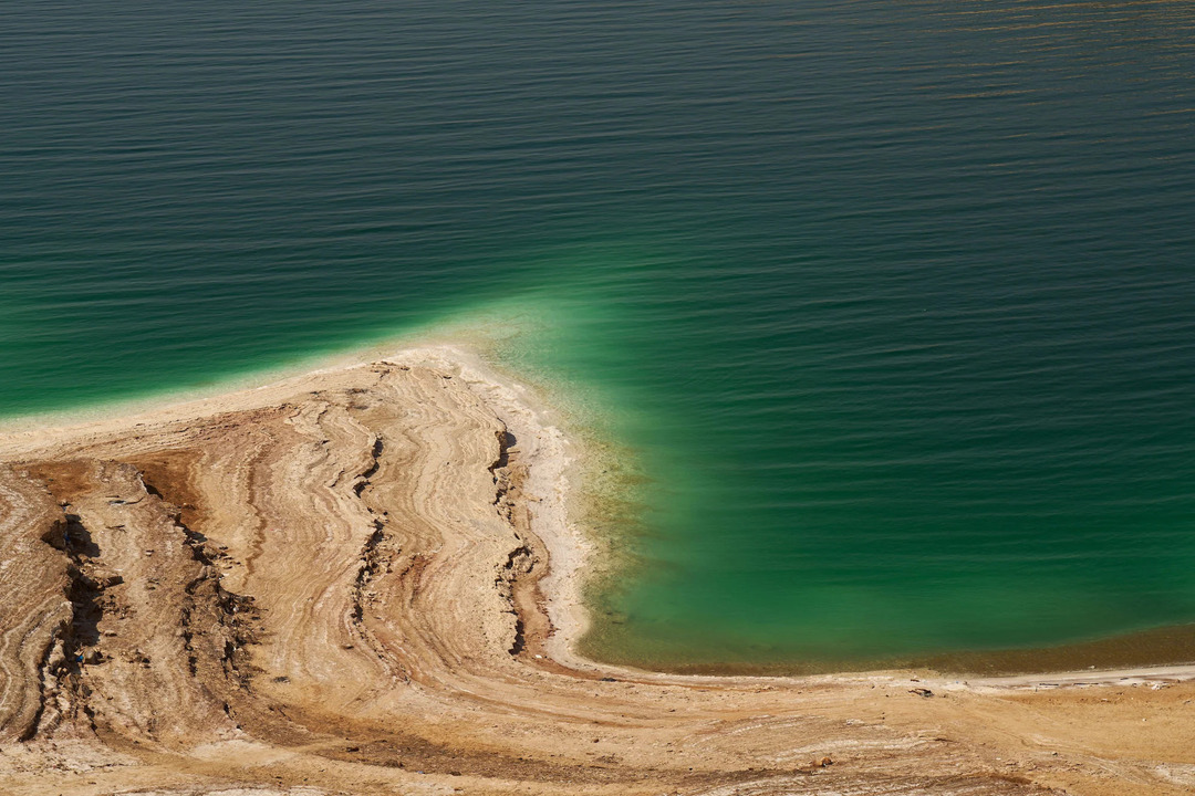 Alpha Universe | Notas